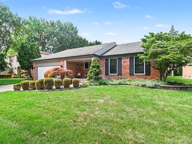 5309 Orchard Crest Drive