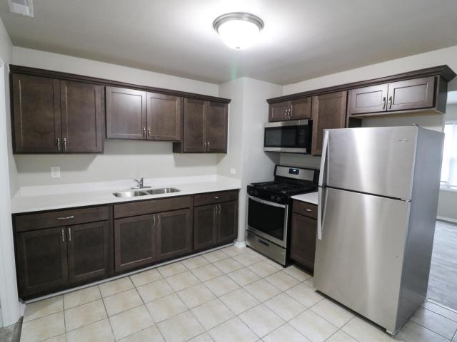 5309 E 13th Place