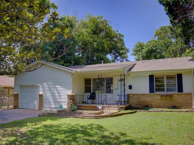 5309 E 4th Pl, Tulsa, OK 74112