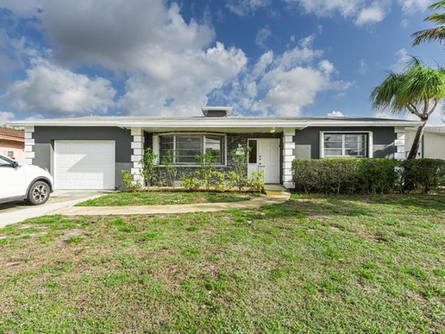 5309 Hayes St, Hollywood, FL 33021