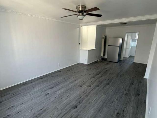 5309 5315 Whitsett Avenue