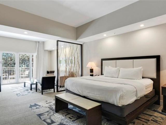 5300 NW 87th Ave Unit 1510, Doral, FL 33178