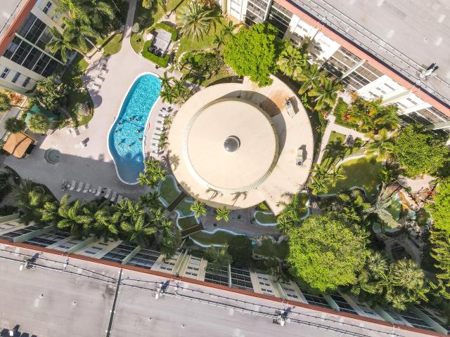 5300 NE 24th Ter, Unit 525, Fort Lauderdale, FL 33308 | MLS #B26001 | Compass