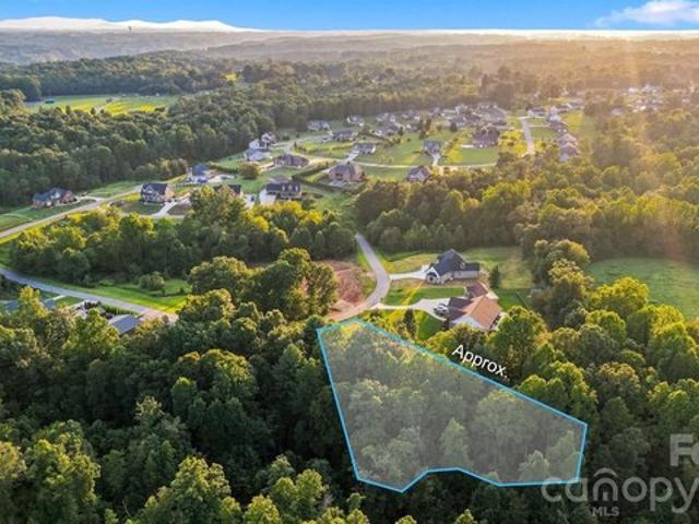 5300 Antler Creek Dr Unit 30, Granite Falls, NC 28630