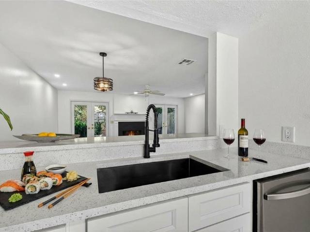 5300 Bayshore Blvd, Unit C6, Tampa, FL 33611 | MLS #TB8469