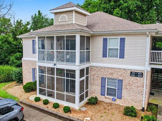 5300 Carolina Crossings Way Unit 101, Louisville, KY 40219