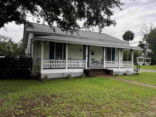 5300 Conecuh St, Milton, FL 32570
