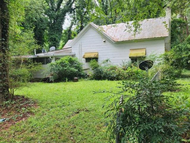 5300 Flakes Mill Rd, Ellenwood, GA 30294