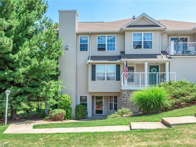 5300 Heather Field Cir Apt A1, Parma, OH 44134