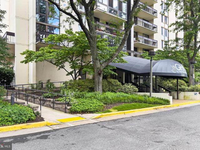 5300 Holmes Run Parkway # 906