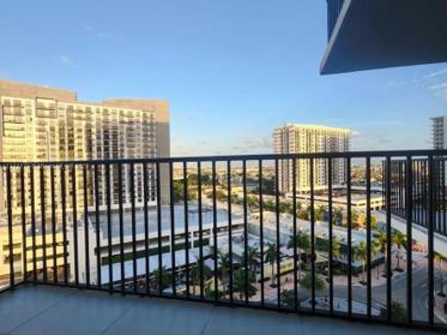 5300 Paseo Blvd #909, Doral, FL 33166