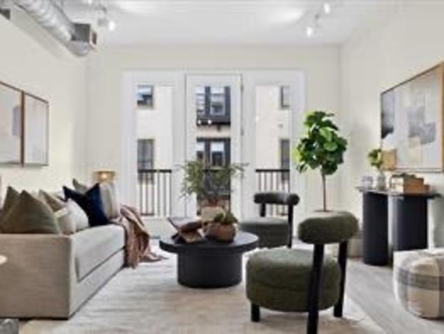 5300 Peachtree Road 2604