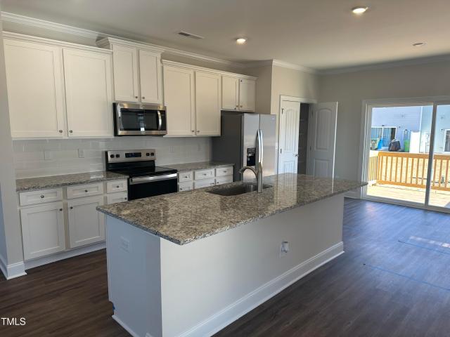 5300 River Reach Drive