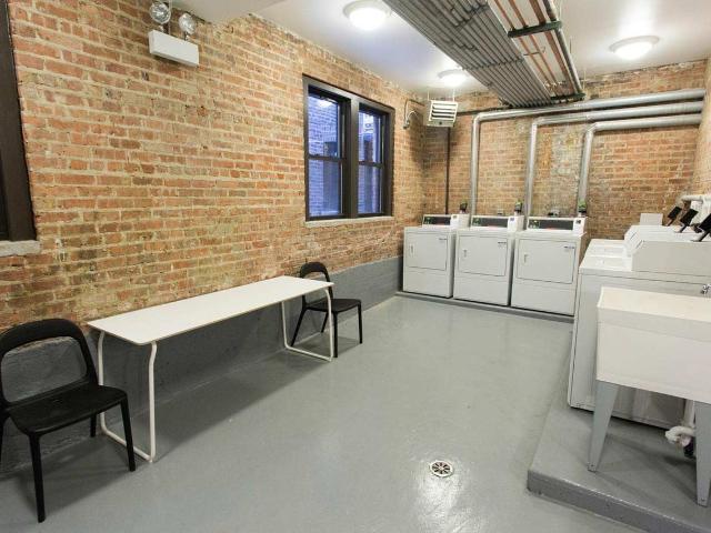 5300 S. Drexel Avenue 1 Bedroom Apartment for Rent at 5300 S Drexel Ave, Chicago, IL 60615 Hyde Park