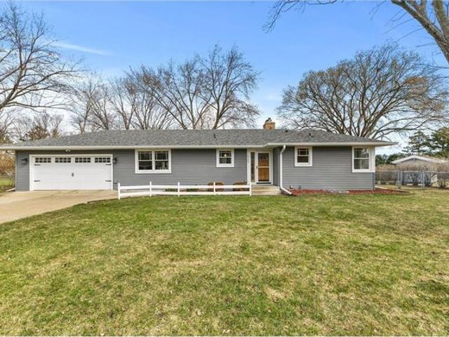 5300 Saint Croix Ave N, Golden Valley, MN 55422