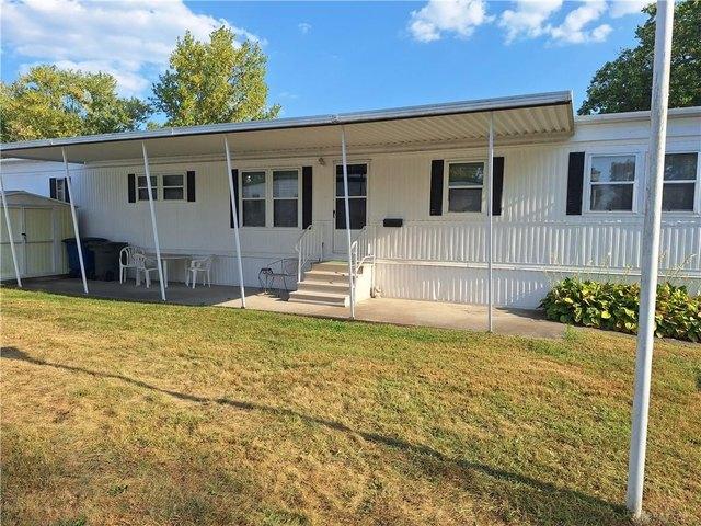 5300 Sportscraft Dr, Dayton, OH 45414