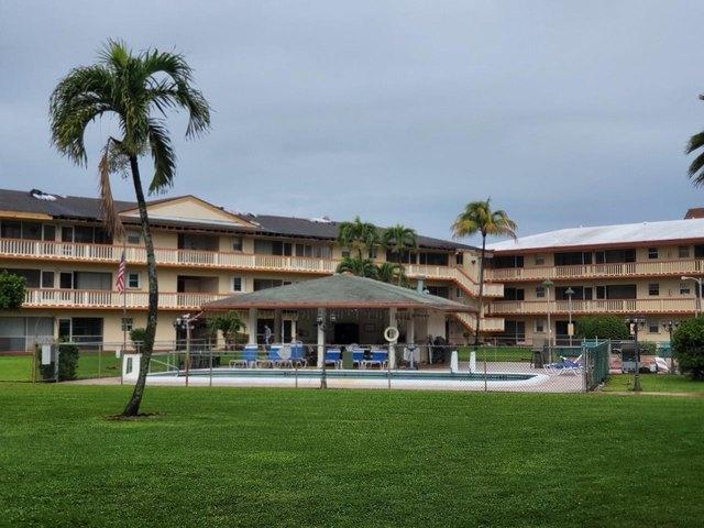 5300 Washington St Apt B130, Hollywood, FL 33021