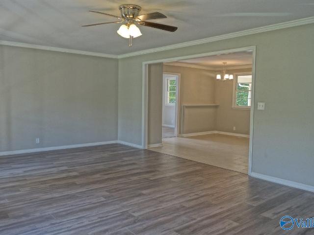 5300 Whitesburg Drive