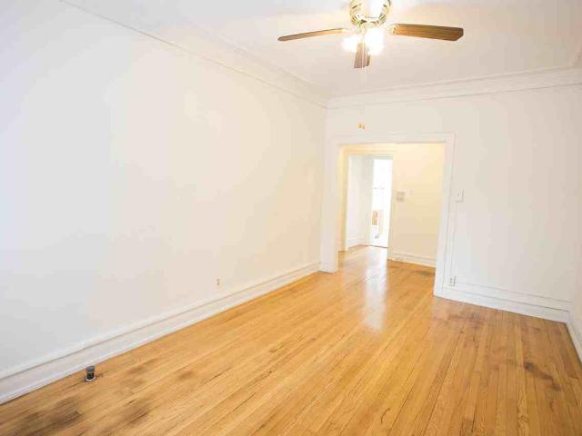 5300 5308 S. Greenwood Avenue 3 Bedroom Apartment for Rent at 5300 S Greenwood Ave, Chicago, IL 60615 Hyde Park
