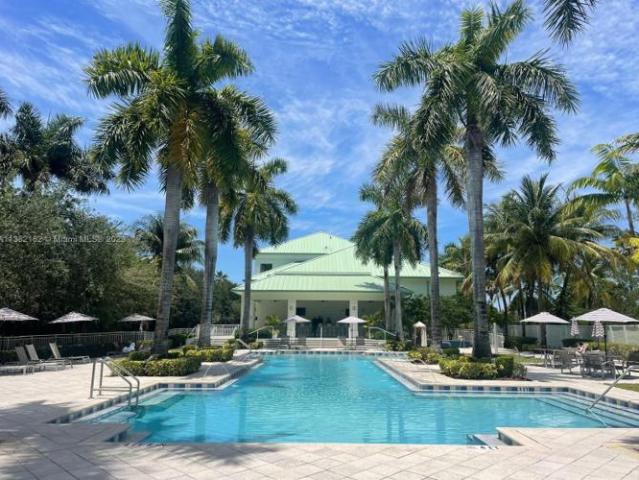 5300 87th Ave NW #613, Doral, FL 33178