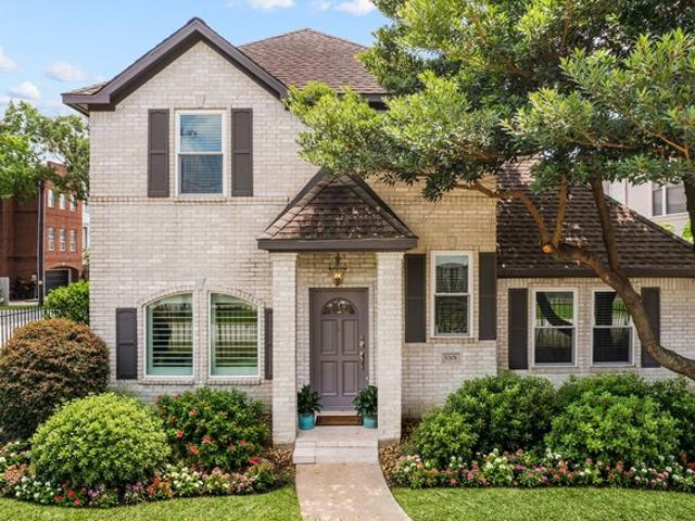 5301 Blossom St, Houston, TX 77007