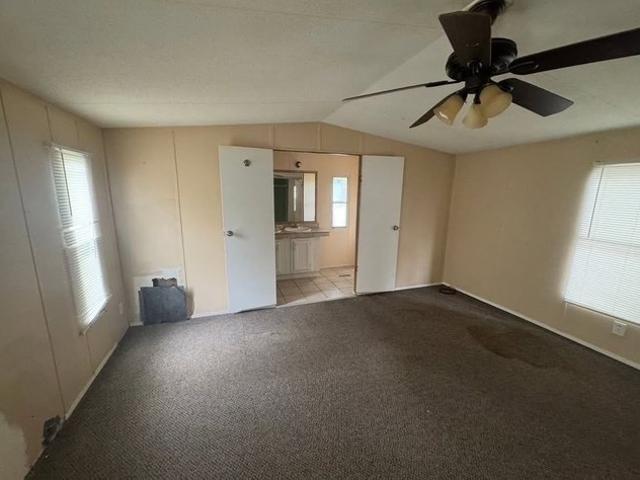 5301 E McKinney St Trlr 548, Denton, TX 76208