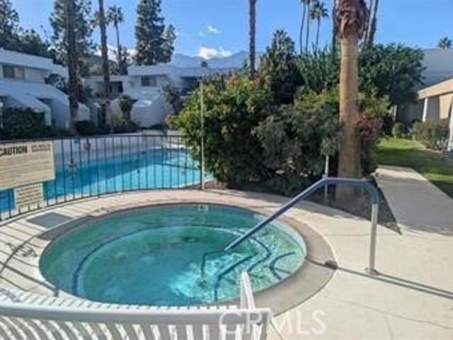 5301 E Waverly Dr Unit 124, Palm Springs, CA 92264