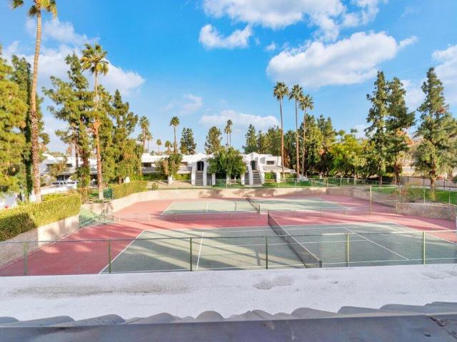 5301 E Waverly Drive 140