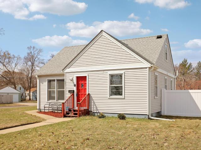 5301 Edgewood Ave N, Crystal, MN 55428 | MLS #7049