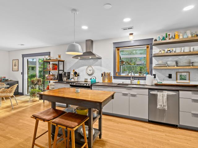 5301 Helene Drive