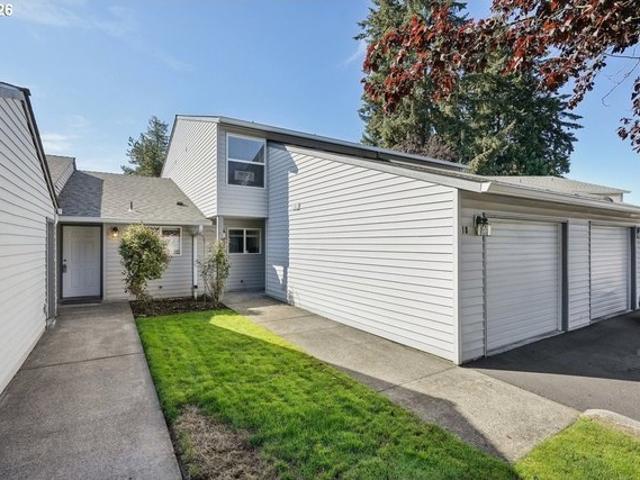 5301 Plomondon St Apt E18, Vancouver, WA 98661