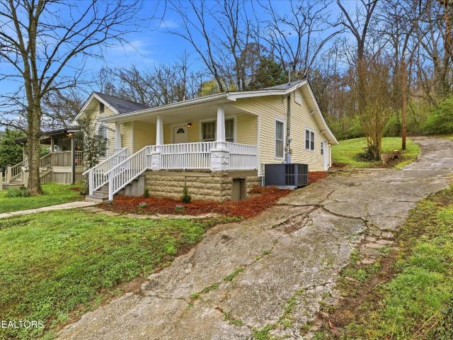 5301 Ross Rd, Knoxville, TN 37914 | MLS #3146 | Compass