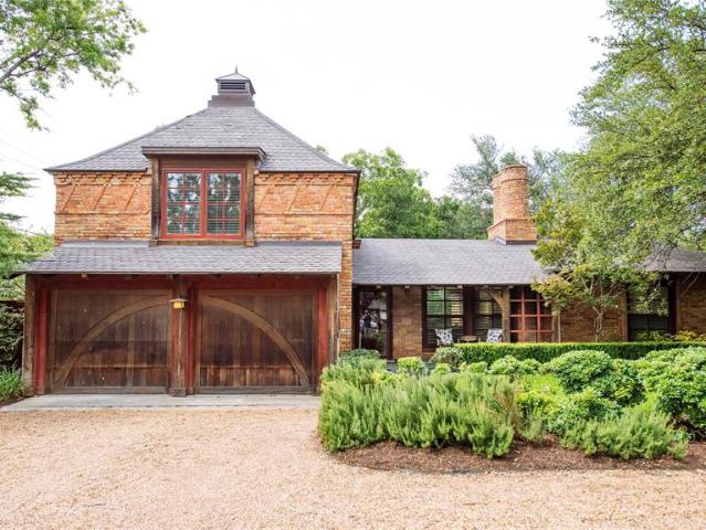 5301 W Mockingbird Lane