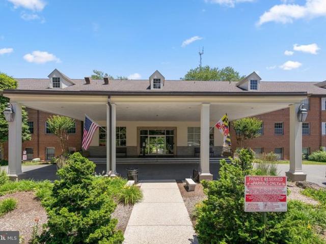 5301 Westbard Cir Apt 210, Bethesda, MD 20816