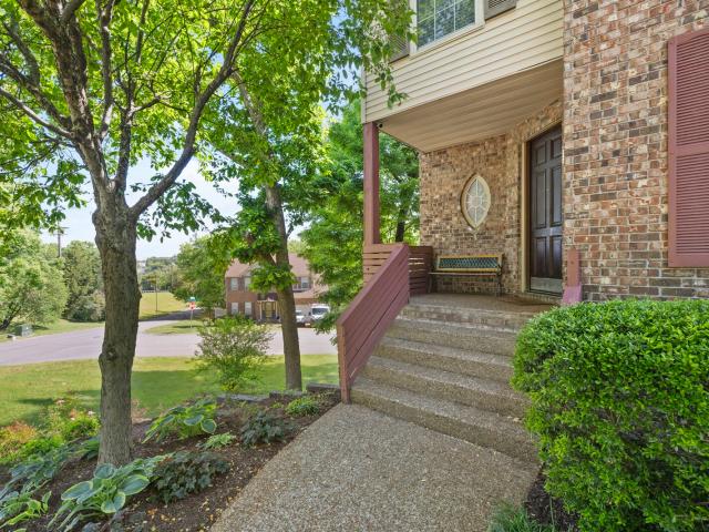 5301 Windypine Dr