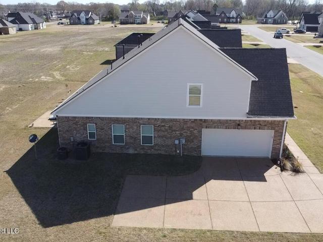 5302 Aylesbury Lane