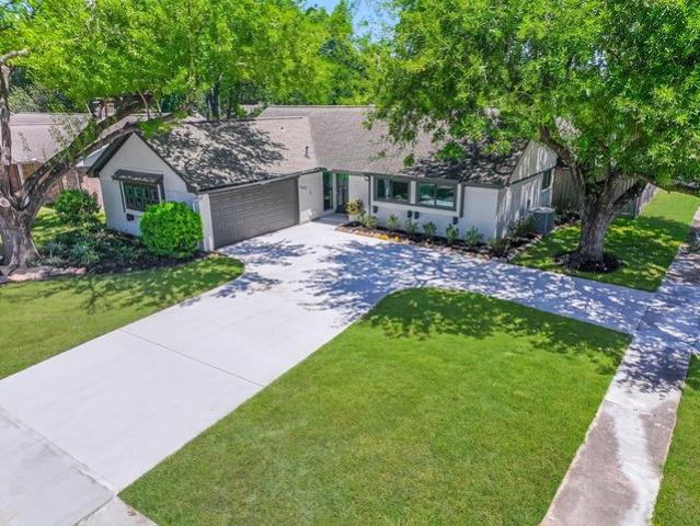 5302 Arbor Vitae Dr, Houston, TX 77092