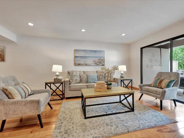 5302 Cribari Heights