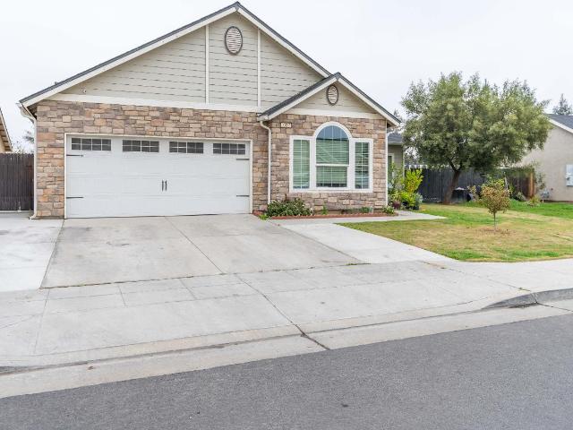 5302 W Homan Ave, Fresno, CA 93722 | MLS #640665 | Compass