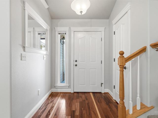 5303 Howard Lane