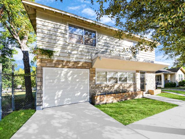 5303 Lyons Ave, Unit 4, Houston, TX 77020 | MLS #54496 | Compass