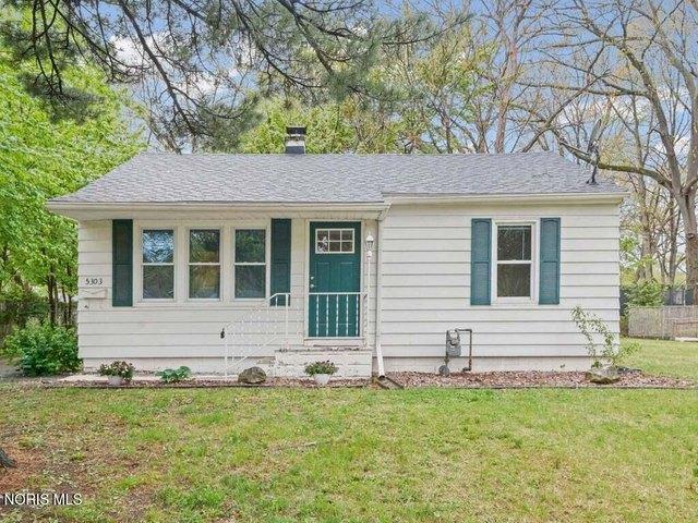 5303 Winona Rd, Toledo, OH 43613