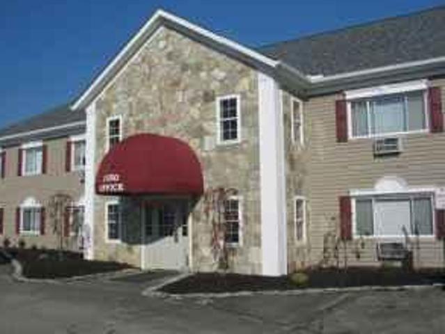 $530 / 2br AWWW THE COMFORT OF LIVING/WEEPING CHERRY VILLAGE Broadview Heights