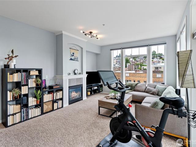 530 4th Avenue W # 503