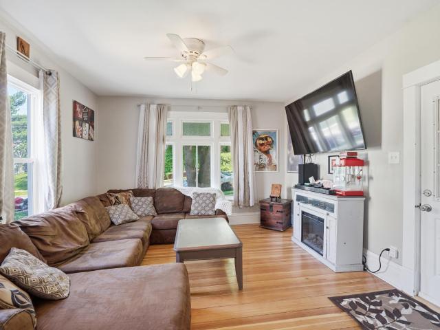 530 9th Street