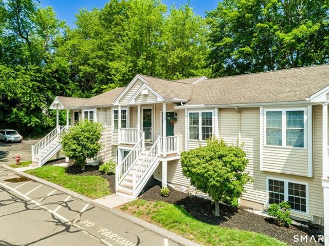 530 Center St Apt C3, Wallingford, CT 06492
