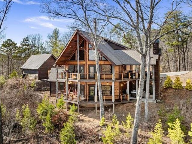 530 Century Lane, Blue Ridge, GA 30513