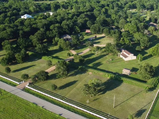 530 Chisolm Trail