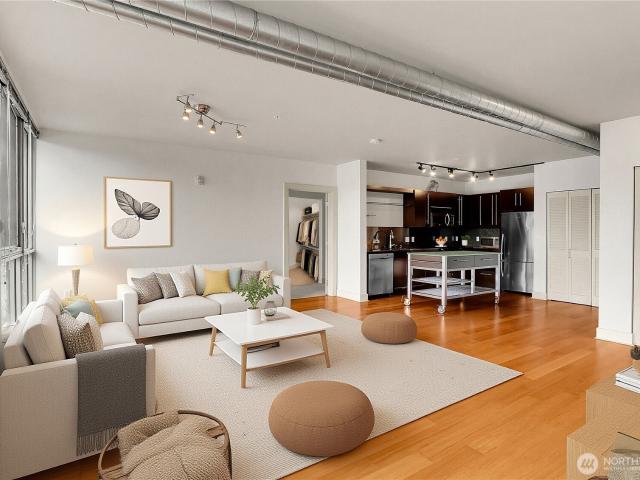 530 Broadway E # 210