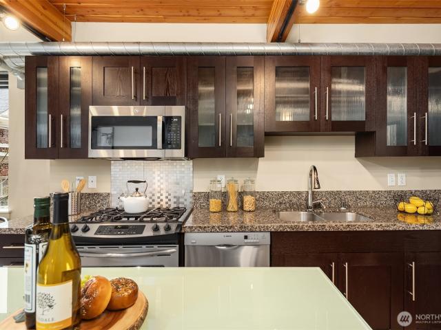 530 Broadway E # 236